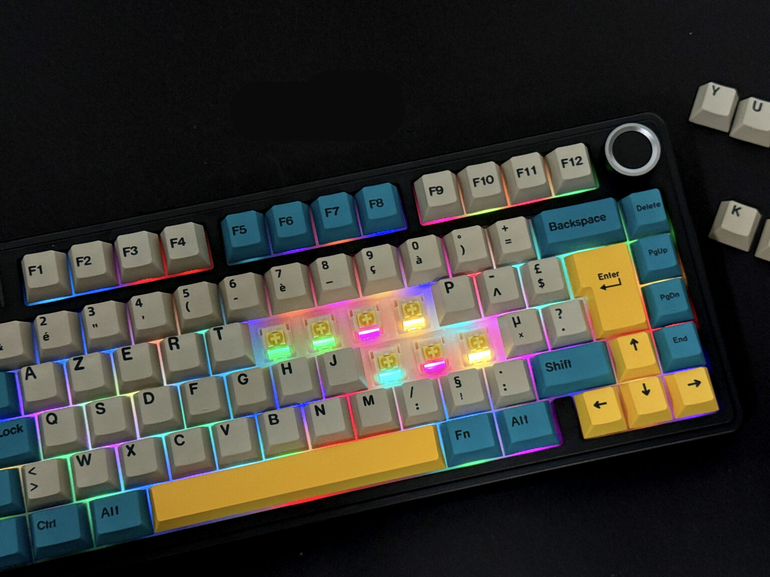 AULA Keyboard Guide: Setup, Lighting, Cleaning & Tips